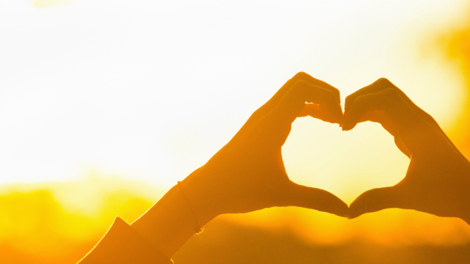 4 Ways a Healthy Dose of Sunshine Can Improve Your Health