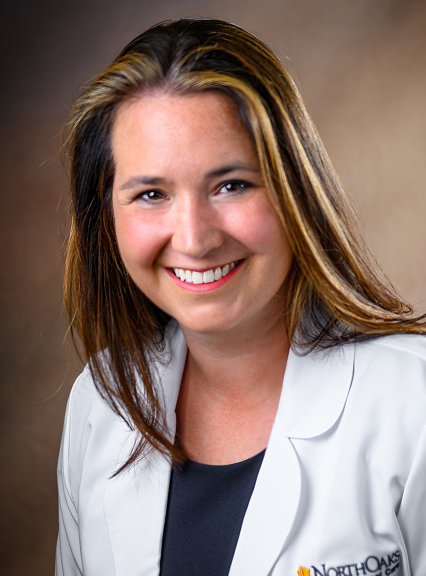 Elizabeth Hayes's Instagram, Twitter & Facebook on IDCrawl